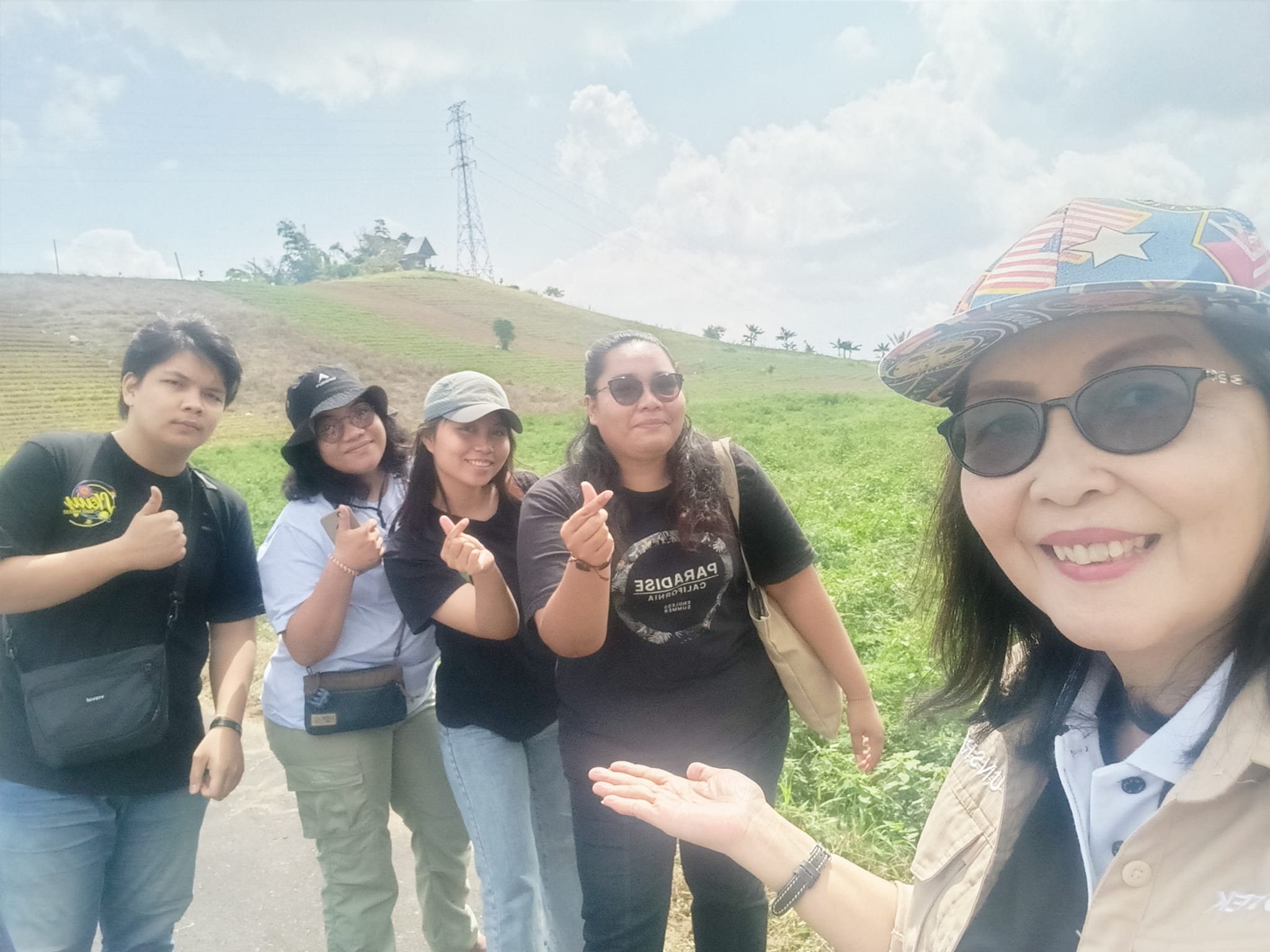 PRAKTEK KULIAH LAPANGAN DESA RURUKAN KOTA TOMOHON | Program Studi ...